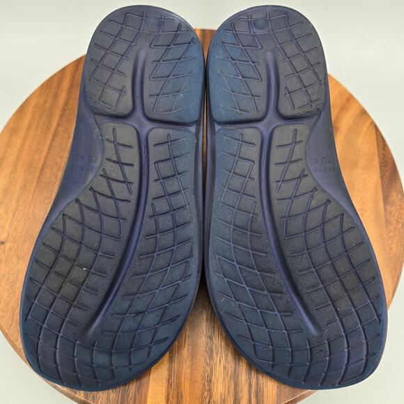 OOFOS | Shoes | Oofos Ooahh Sandals Mens 9 Blue Silver Snake Print Slip ...
